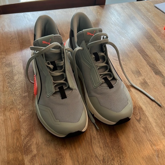 Puma | Shoes | Womens Puma Sneakers Size 9 | Poshmark